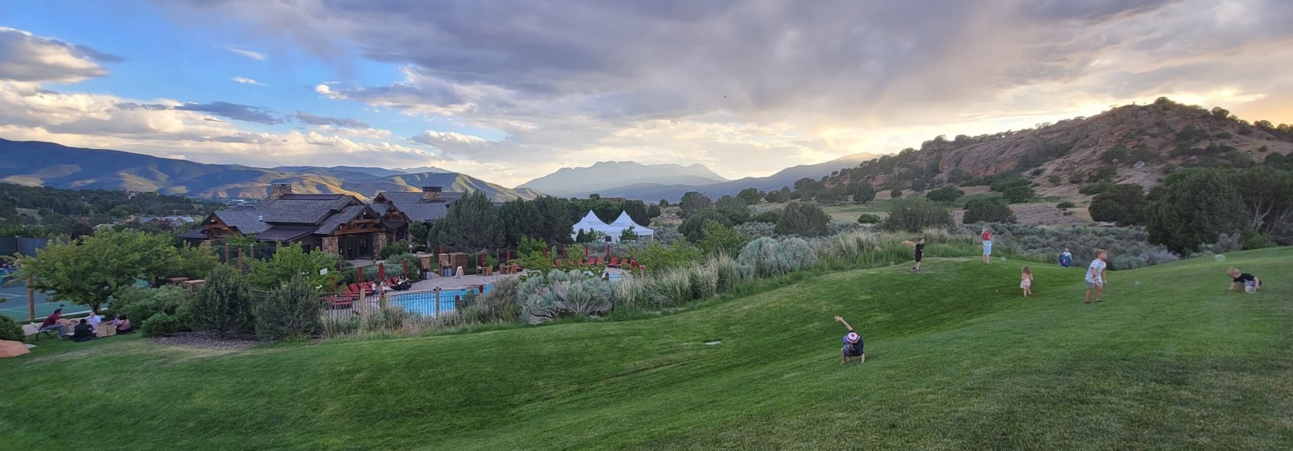 Discover the Top 10 Key Points for Red Ledges Golf Homes